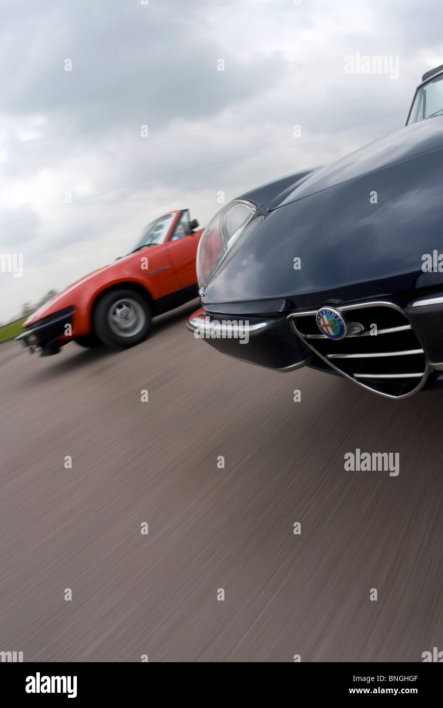 Driving classic alfa romeo spider hi-res stock photography and images ...