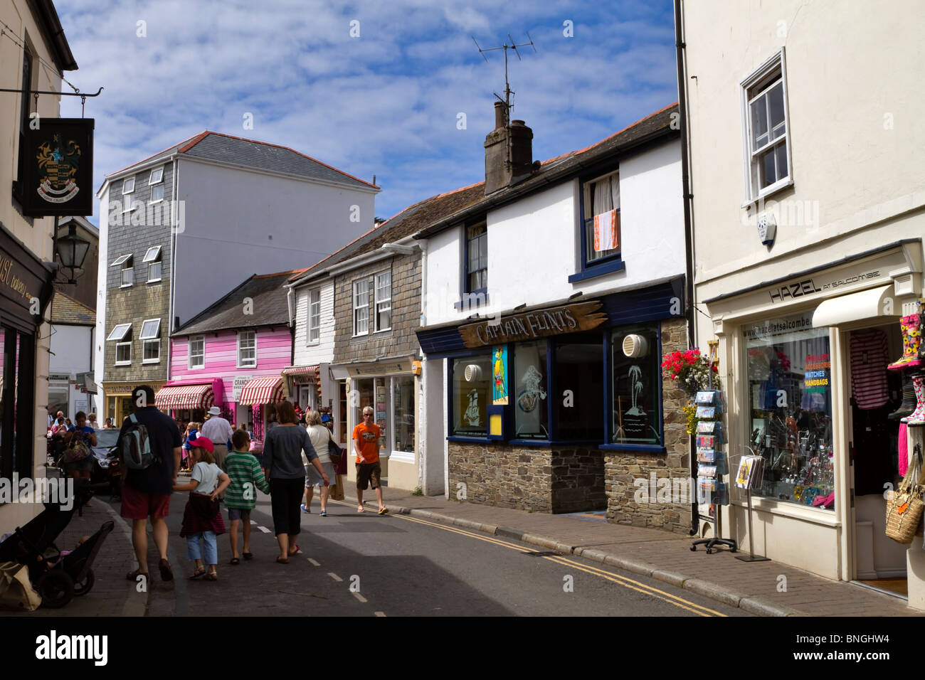 Fore Street, Salcombe, Devon. Tourists flock to the tiny shops in the ...