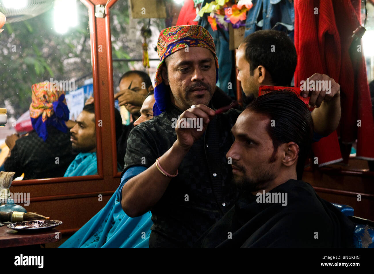 Barber shop in india hi-res stock photography and images - Alamy