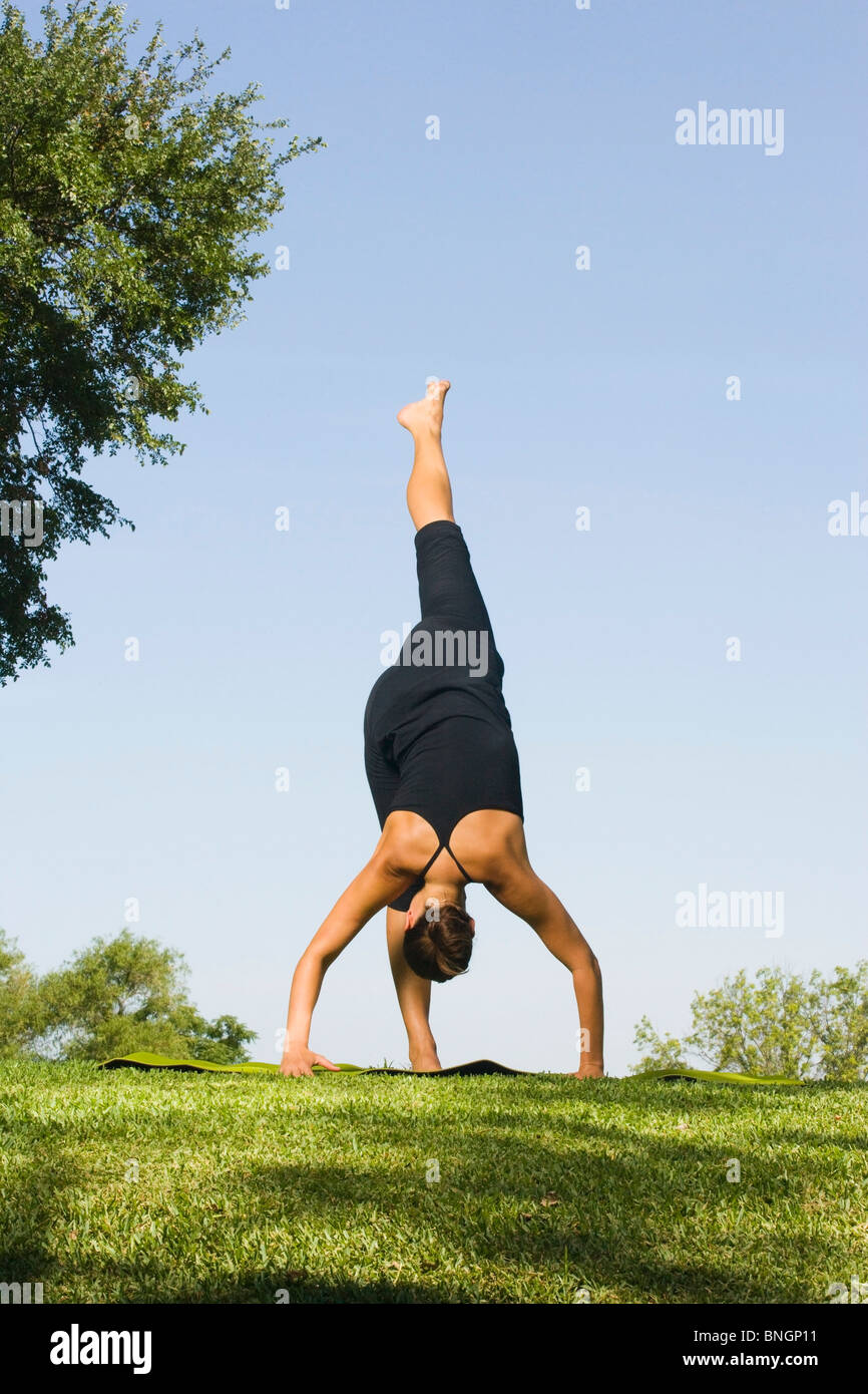 Young woman practicing yoga Stock Photo - Alamy Young woman practicing yoga Stock Photo - Alamy