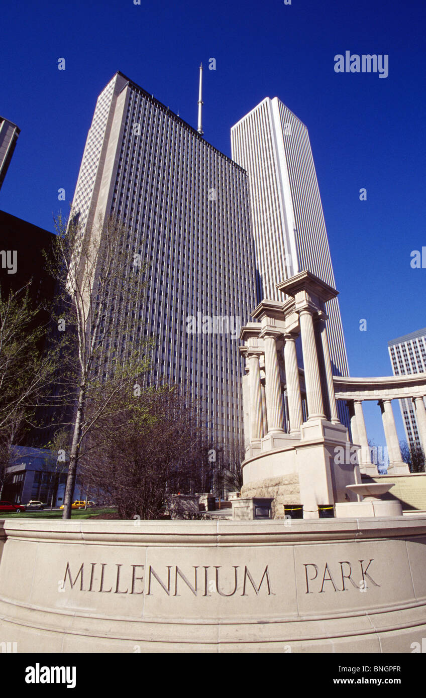 USA, Illinois, Chicago, Millennium Park, monument Stock Photo - Alamy