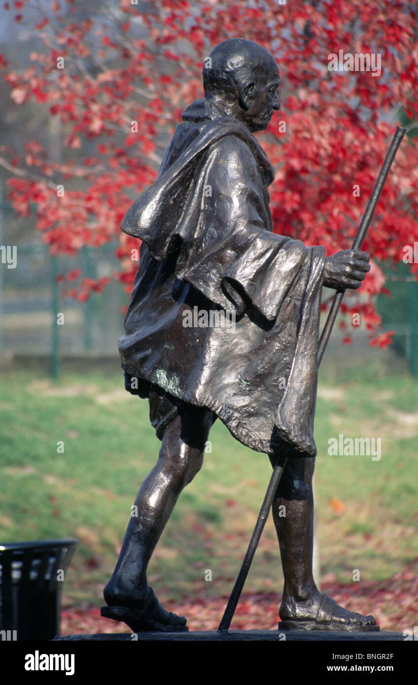 USA, Georgia, Atlanta, Ghandi Statue in park Stock Photo - Alamy