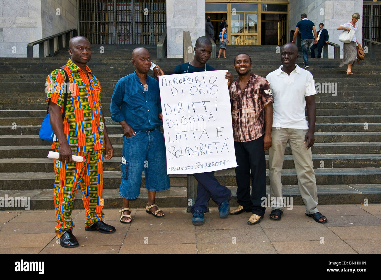 21.07.2010, Milan, protest against the dismissal of Abdul Dabre, the ...