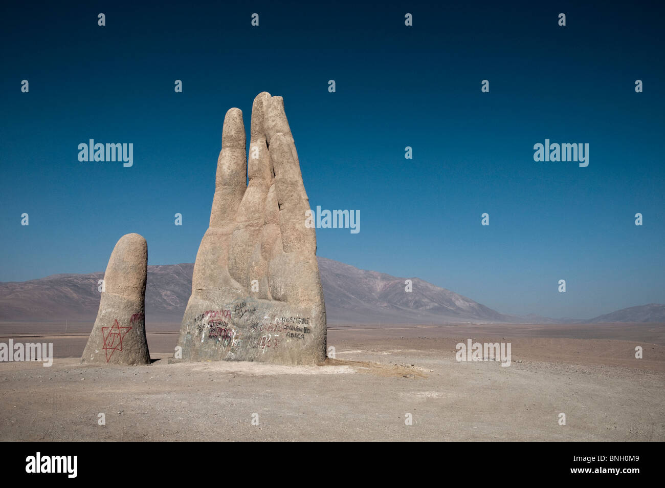 Atacama Hand