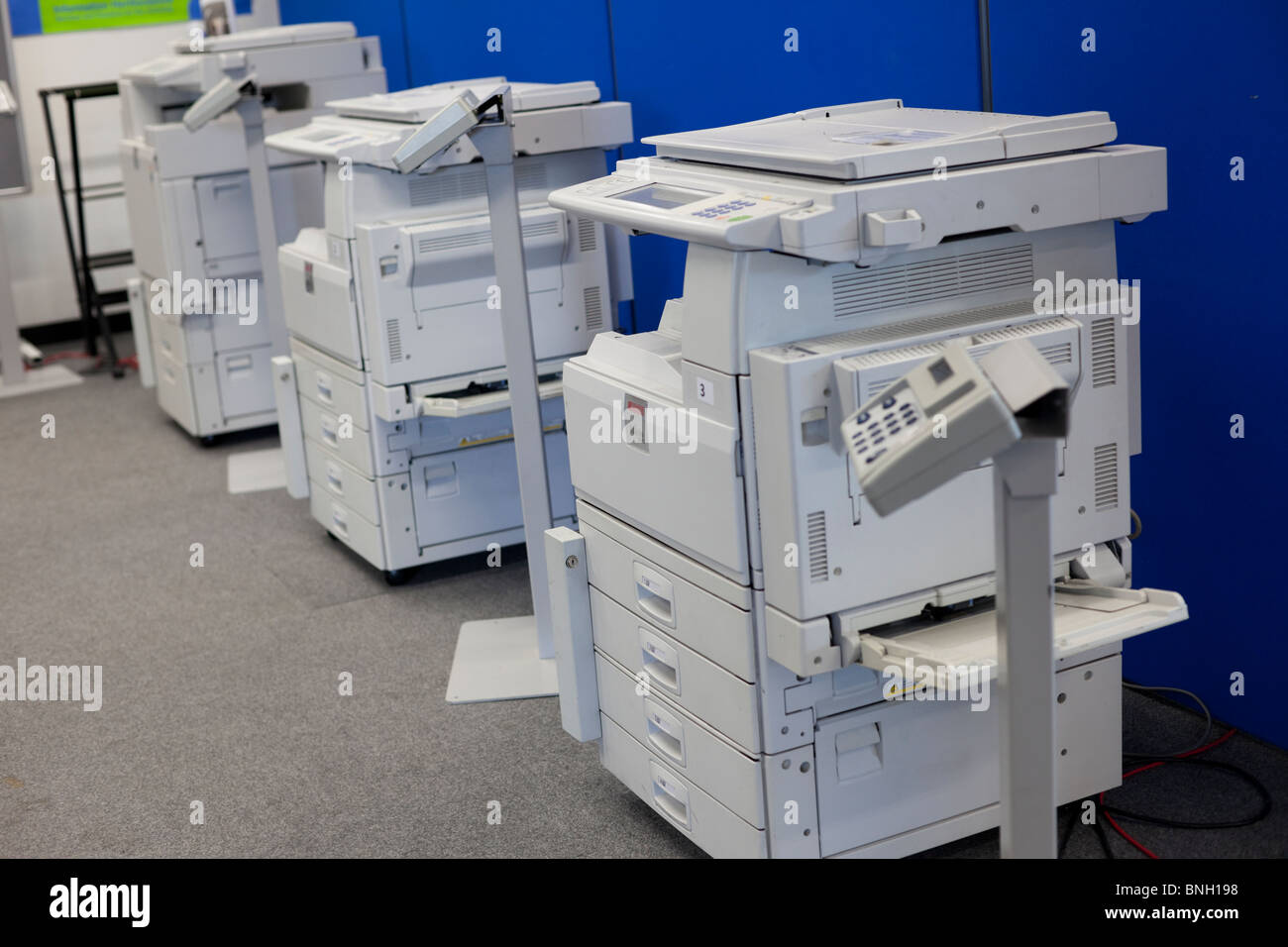 Photocopier hi-res stock photography and images - Alamy