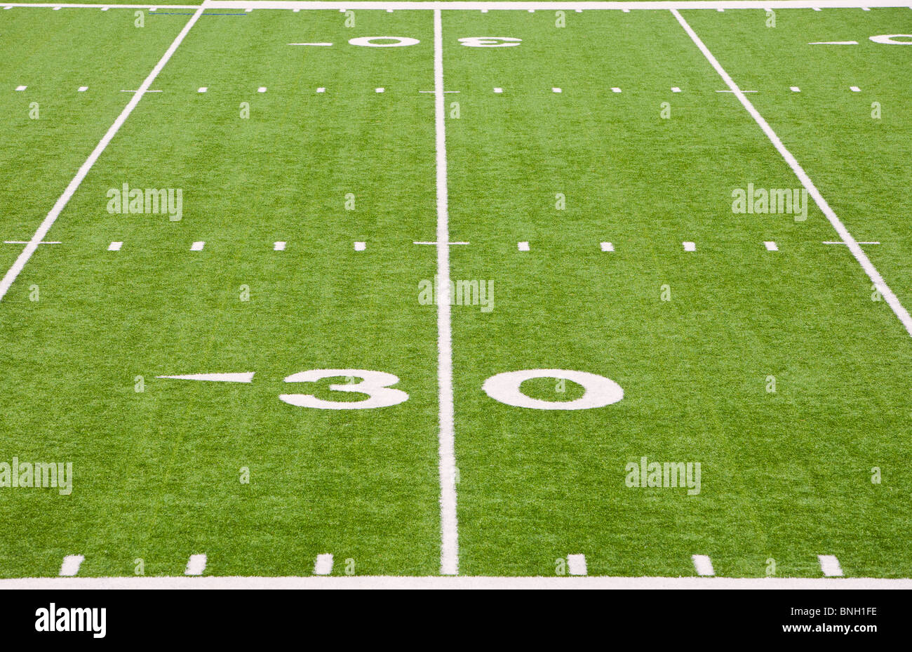 30 yard line hi-res stock photography and images - Alamy