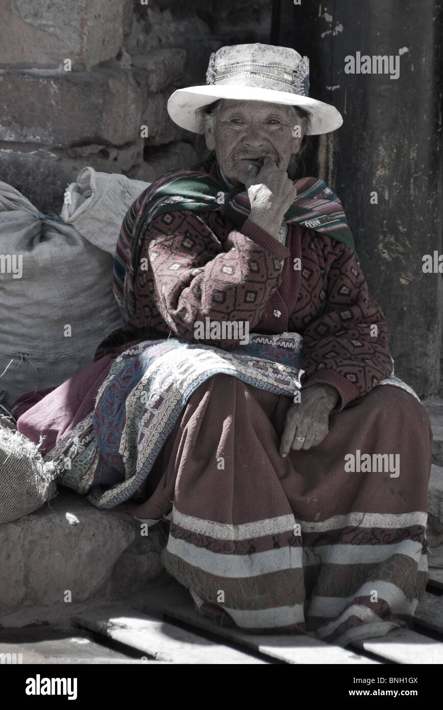 Old woman, Chivay, Peru Stock Photo - Alamy
