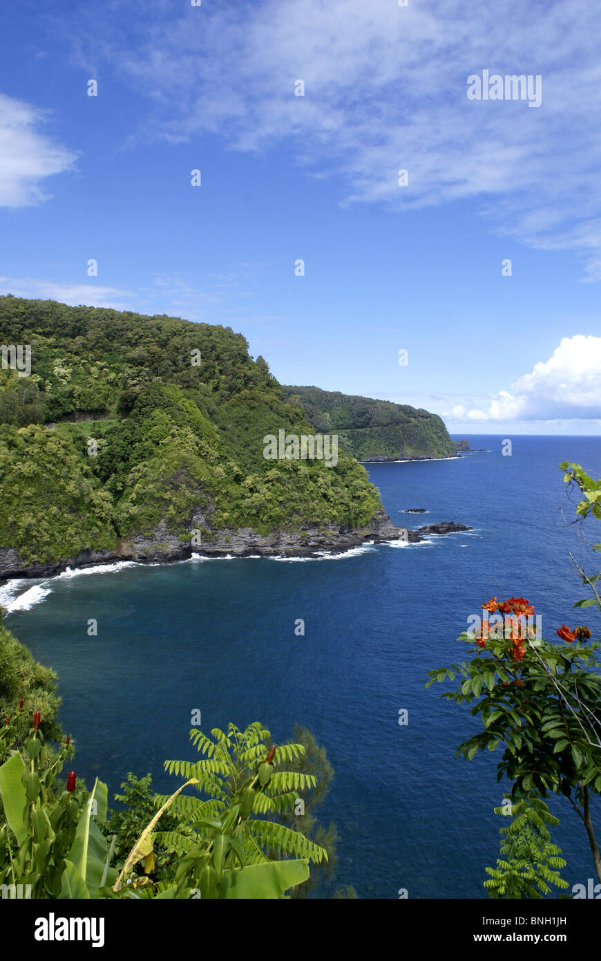 Maui scenic road hi-res stock photography and images - Alamy