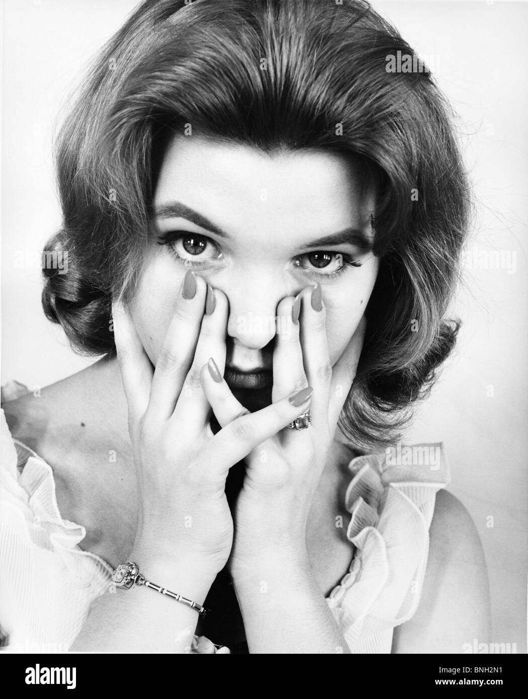 Woman head covering Black and White Stock Photos & Images - Alamy