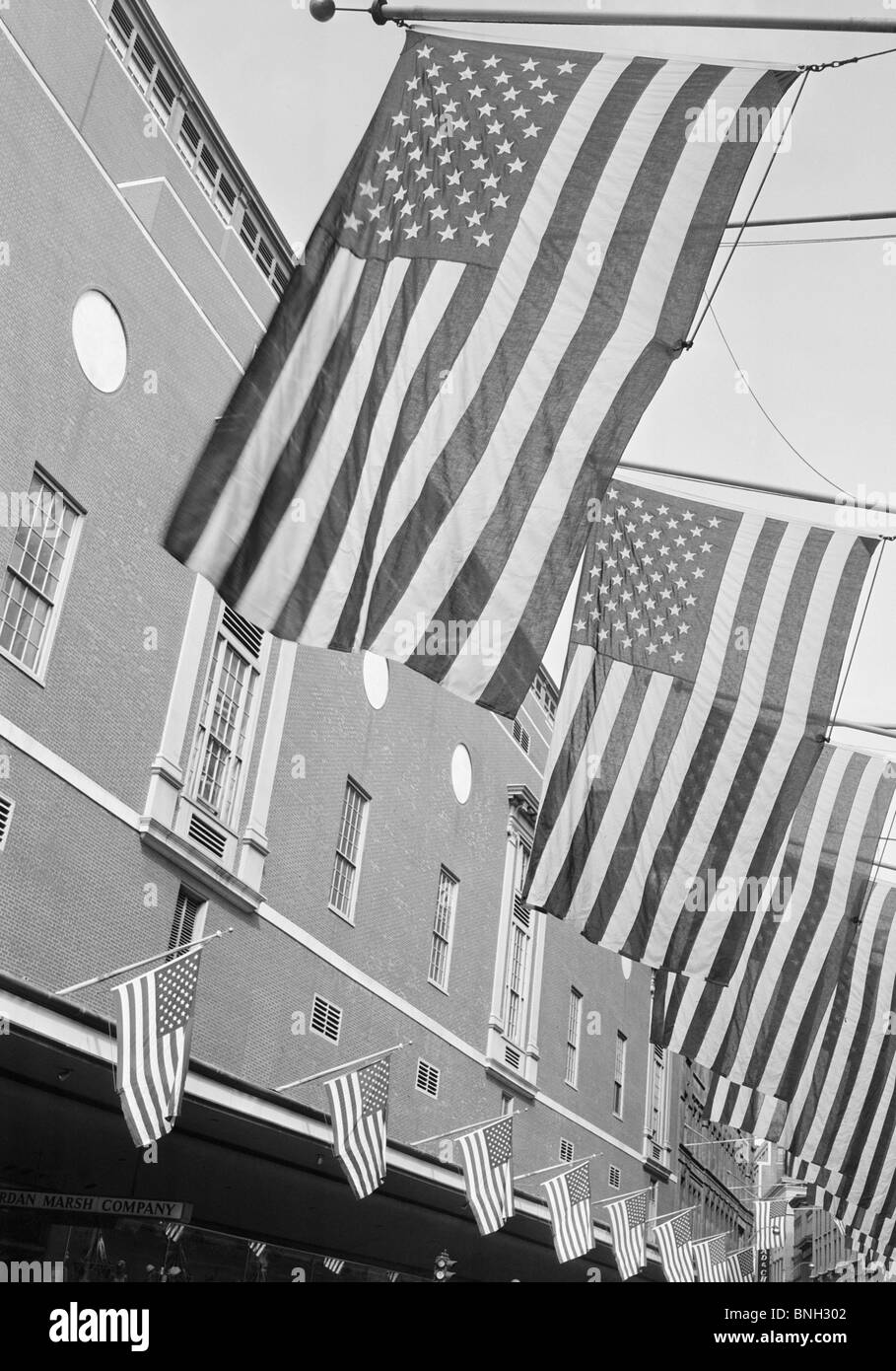 Flags on building hi-res stock photography and images - Alamy