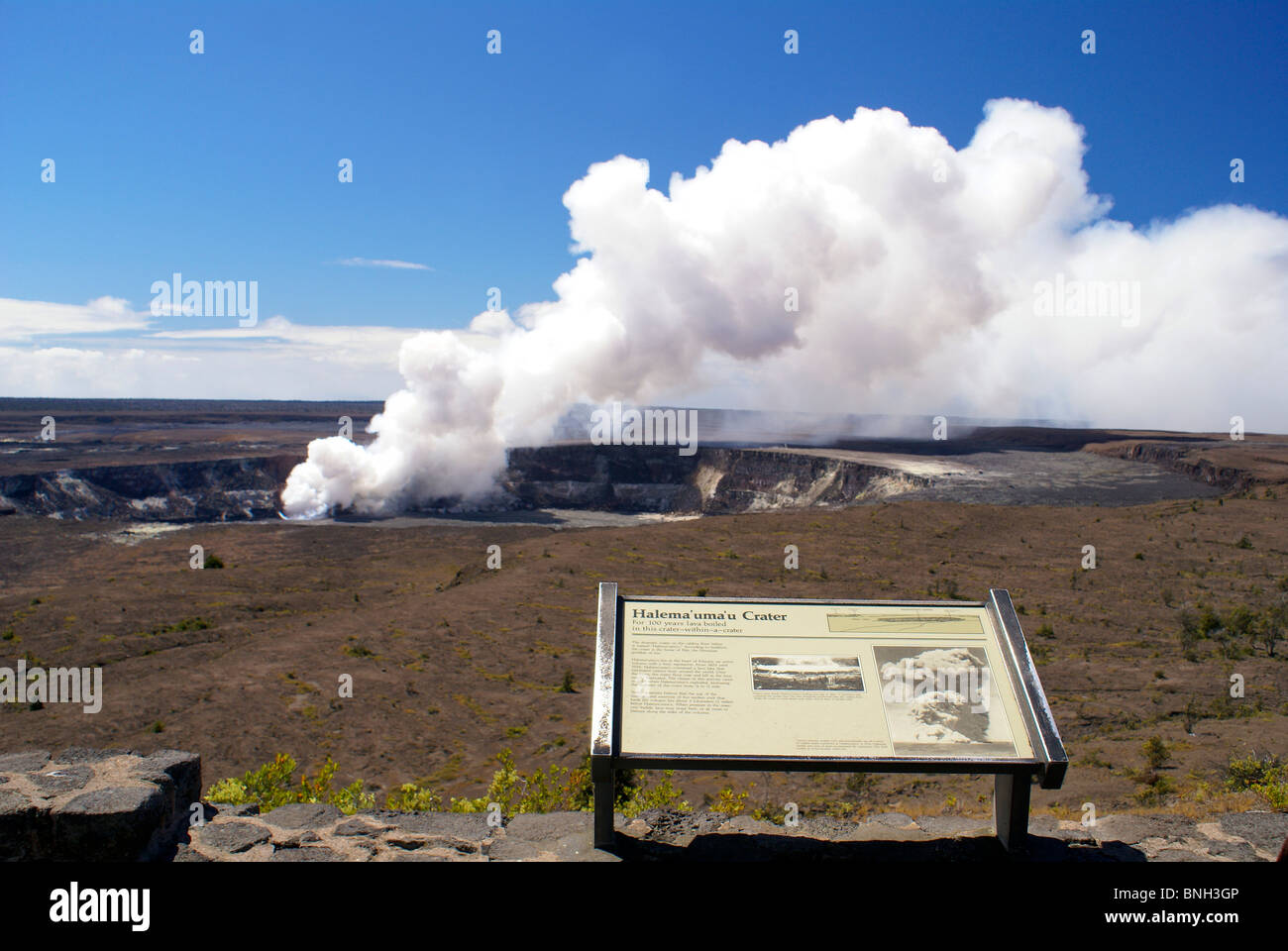 Ash caldera hi-res stock photography and images - Alamy