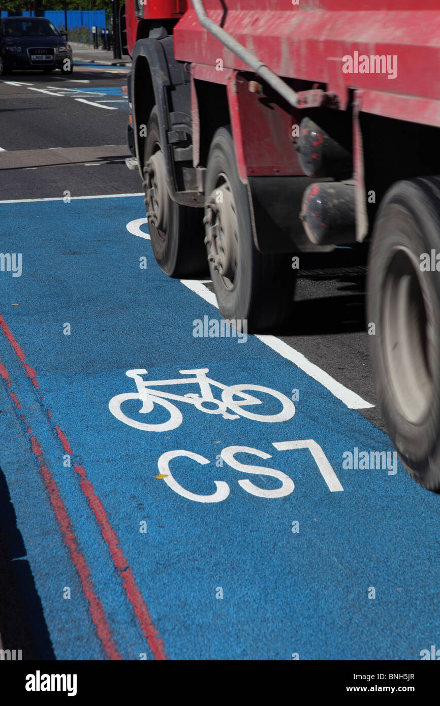 Cs7 cycling superhighway hi-res stock photography and images - Alamy