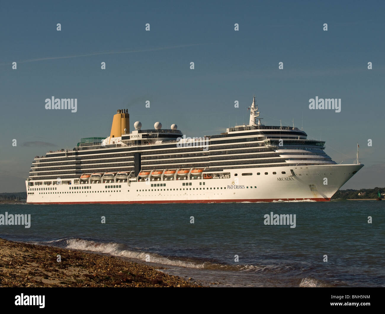 P&O cruise ship Arcadia leaving Southampton England UK Stock Photo - Alamy