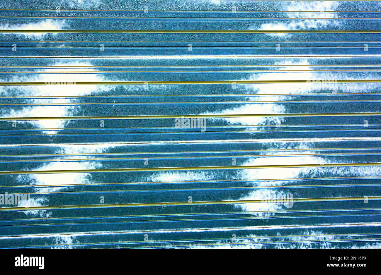 The tin building hi-res stock photography and images - Alamy