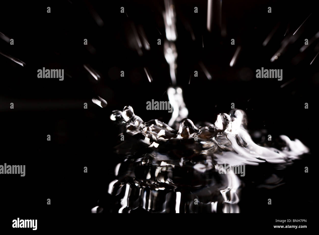 Black splash hi-res stock photography and images - Alamy