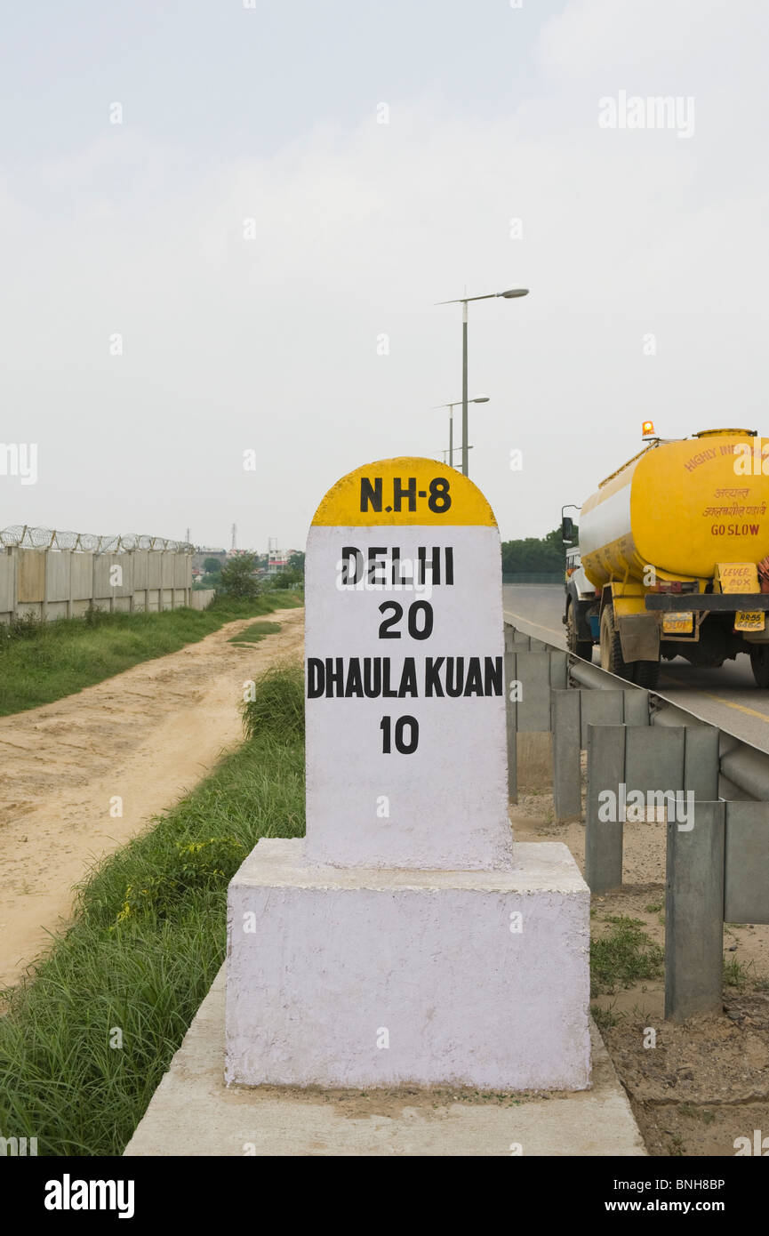 Milestone at the roadside, National Highway 8, New Delhi, India Stock ...