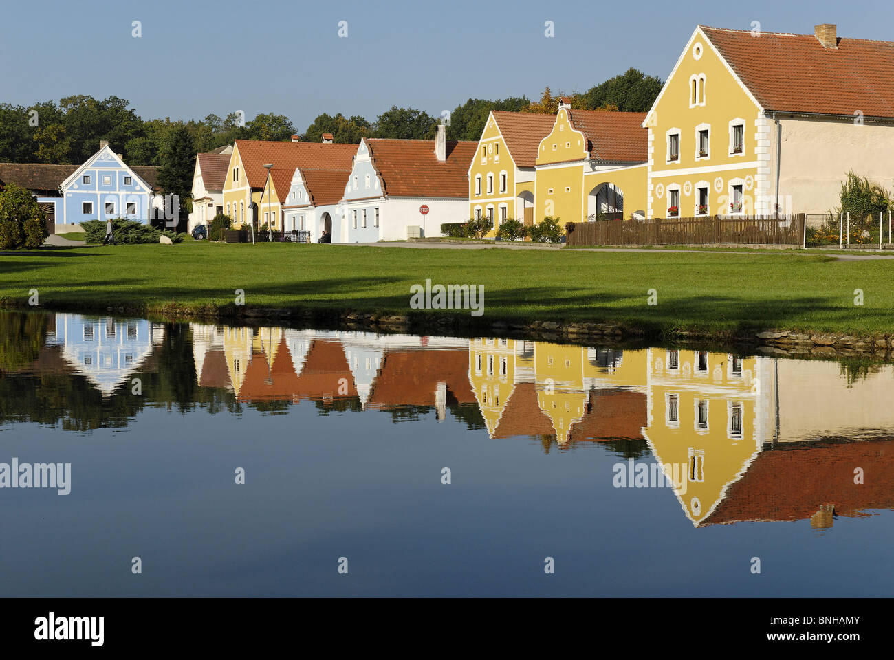 Fire fighting pond hi-res stock photography and images - Alamy