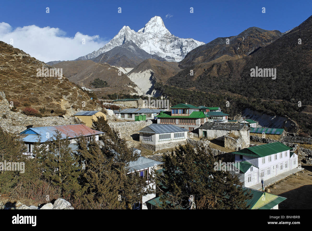 Sherpa village Pangboche ama Dablam Sagarmatha national park Khumbu ...