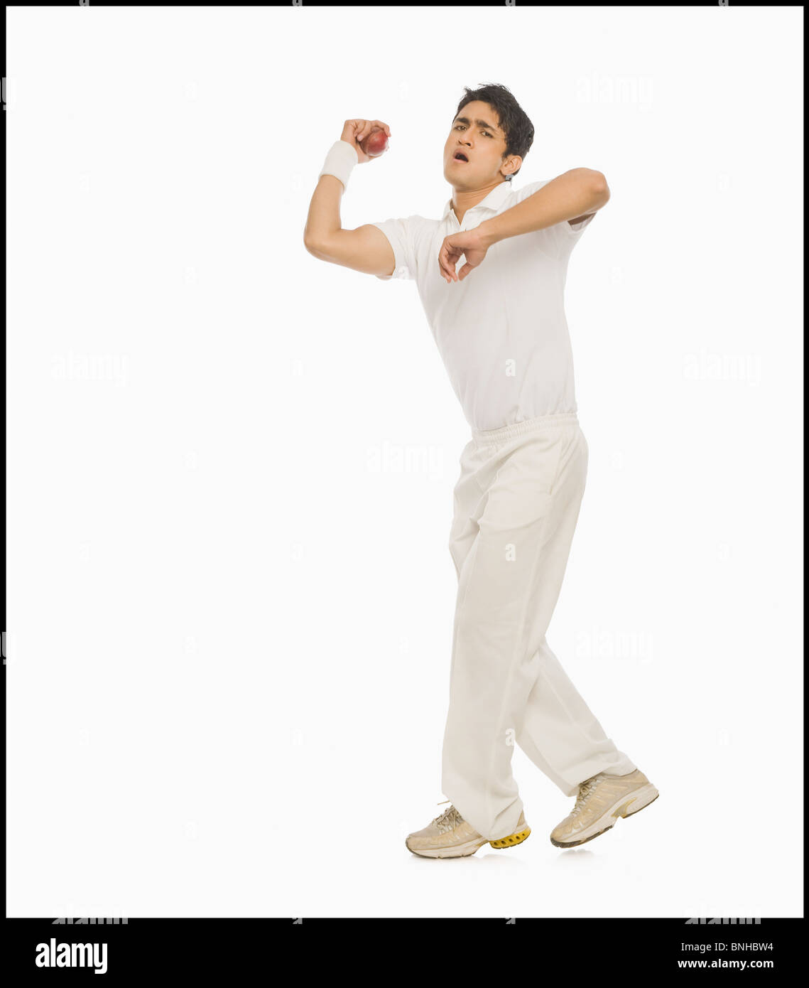 Indian bowler in action hi-res stock photography and images - Alamy