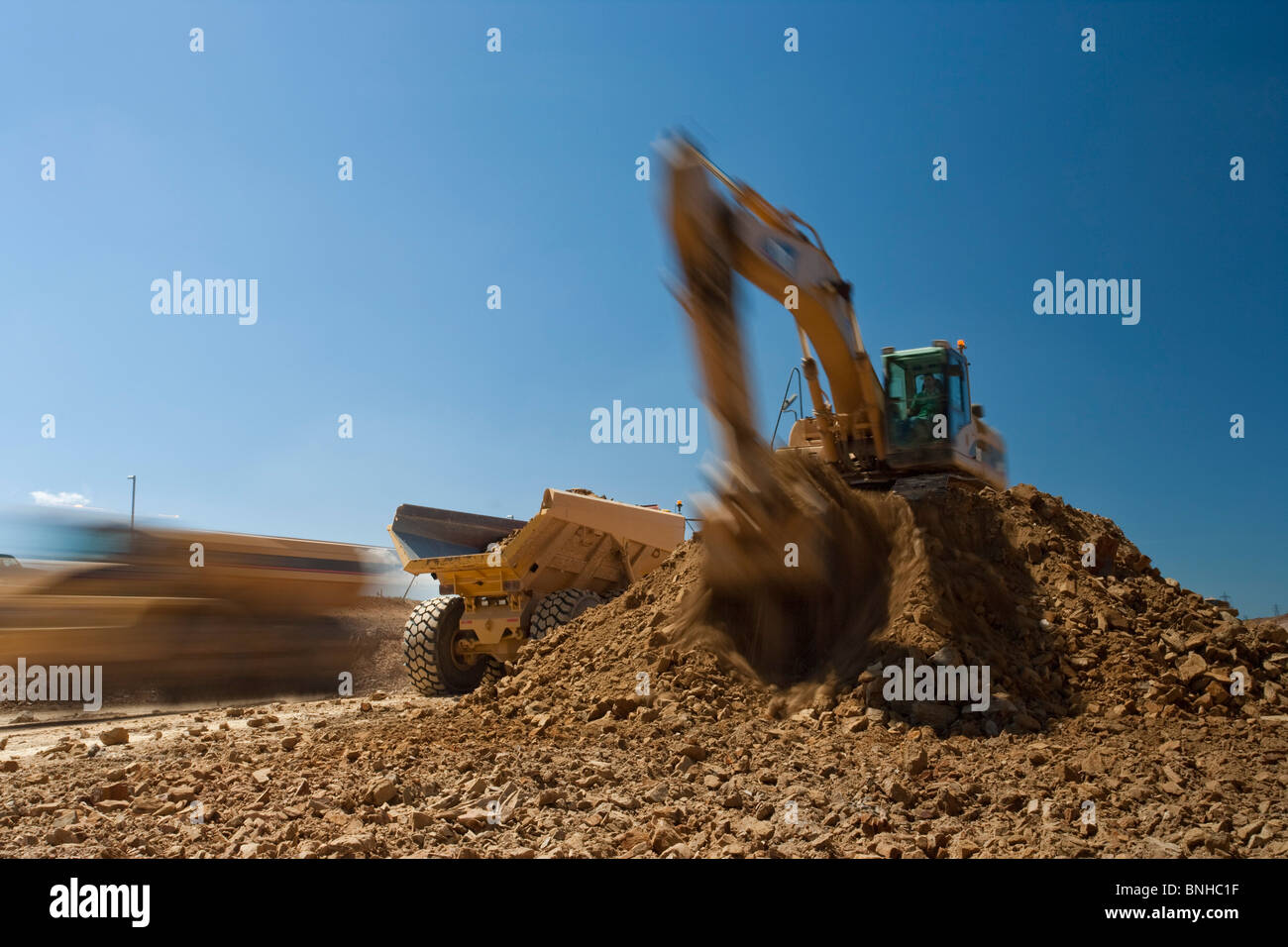 Articulated excavator hi-res stock photography and images - Alamy