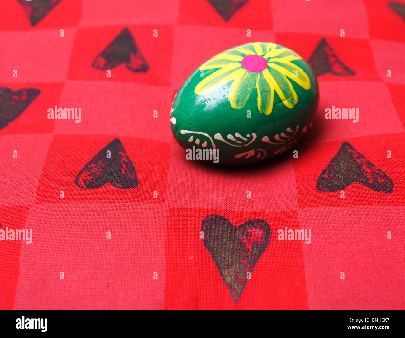 Painted easter egg hearts hi-res stock photography and images - Alamy