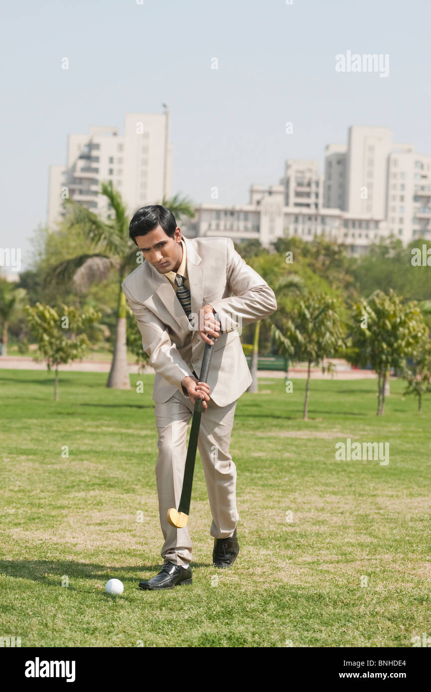 Man playing field hockey hi-res stock photography and images - Alamy