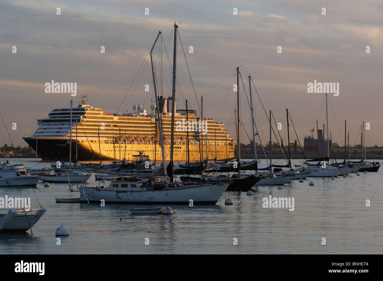 Usa San Diego California Cruise Ship Harbor Ms Oosterdam Harbour Boats ...