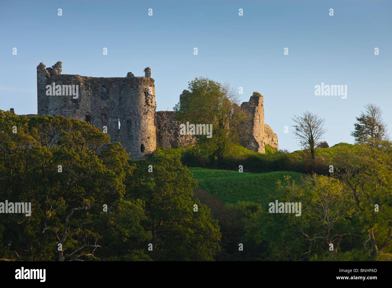 Llansteffan Castle Carmarthenshire West Wales Stock Photo - Alamy