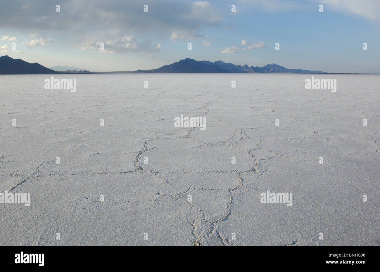 Usa Utah Bonneville Salt Flats Salt Pan Flat White Arid Dry Landscape ...