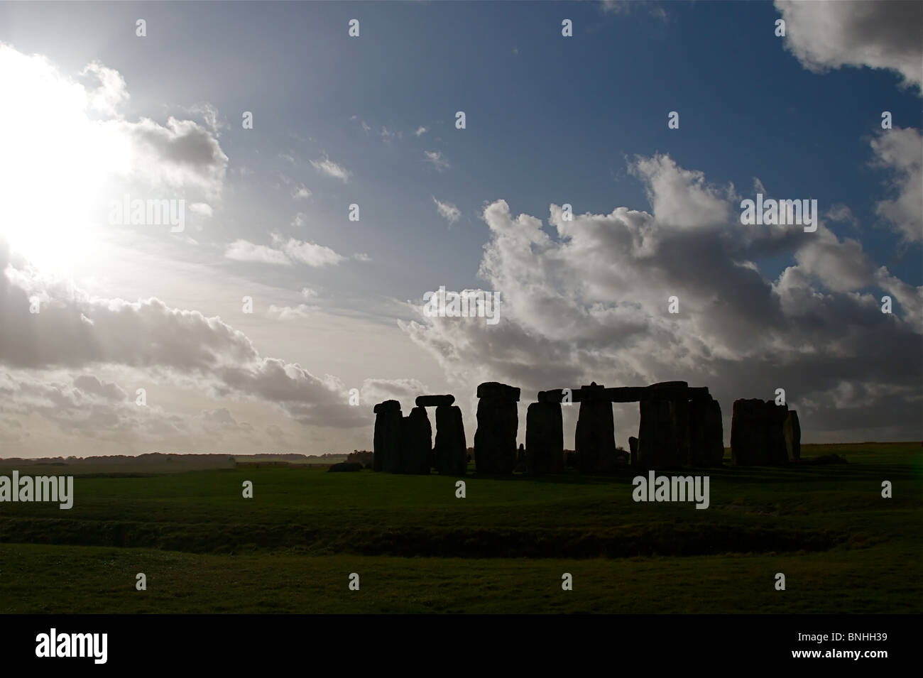 Views of the monolithic stone slabs of Stonehenge Stock Photo - Alamy