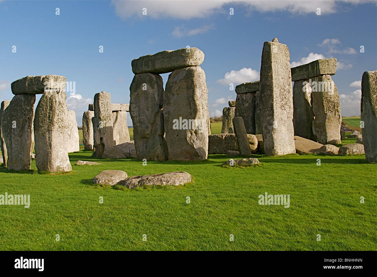 Views of the monolithic stone slabs of Stonehenge Stock Photo - Alamy