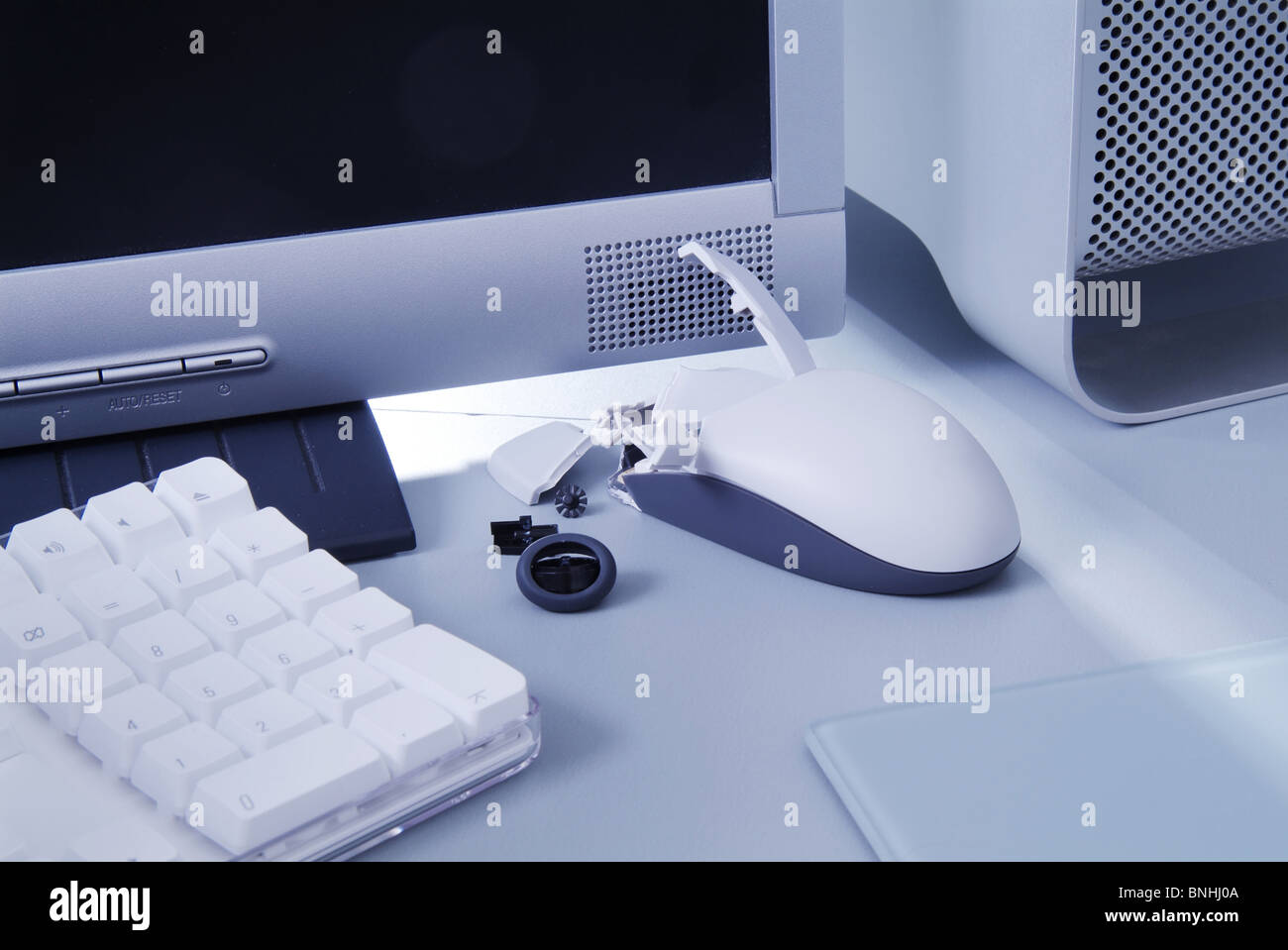 Broken Keyboard High Resolution Stock Photography and Images - Alamy