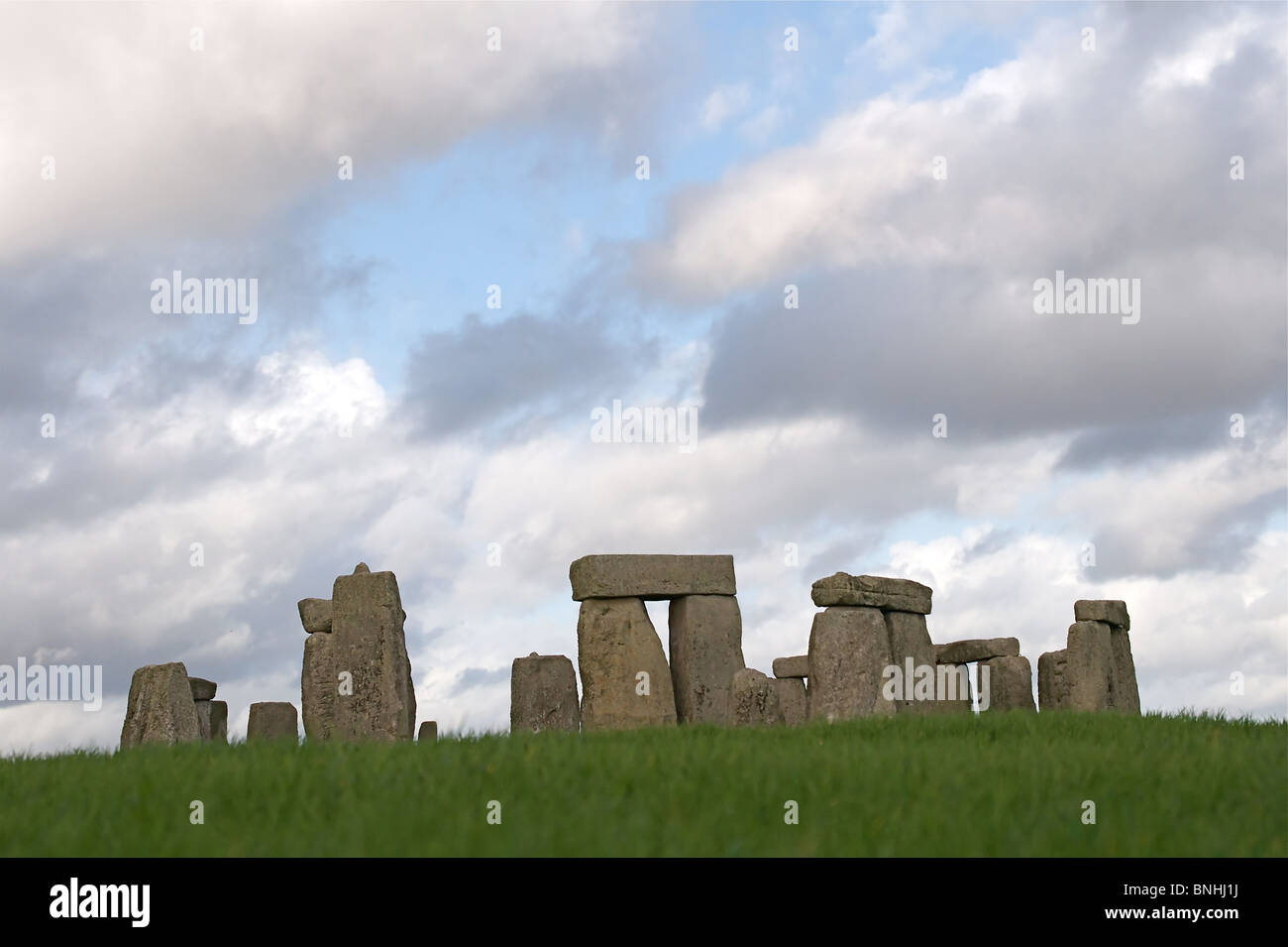 Views of the monolithic stone slabs of Stonehenge Stock Photo - Alamy