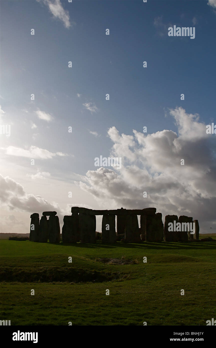 Views of the monolithic stone slabs of Stonehenge Stock Photo - Alamy