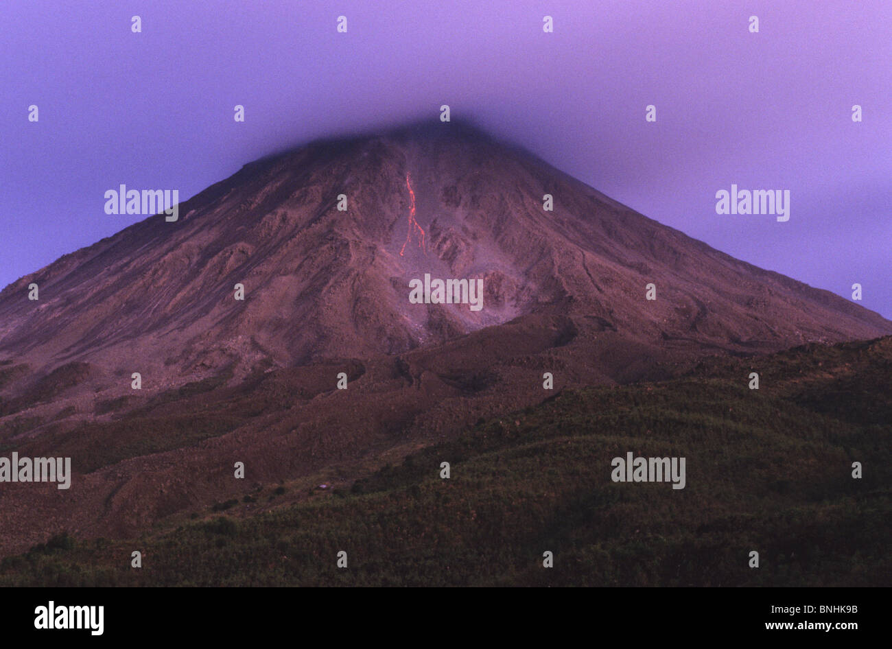 Costa Rica vulcano Arenal Arenal National park eruption lava stream ...