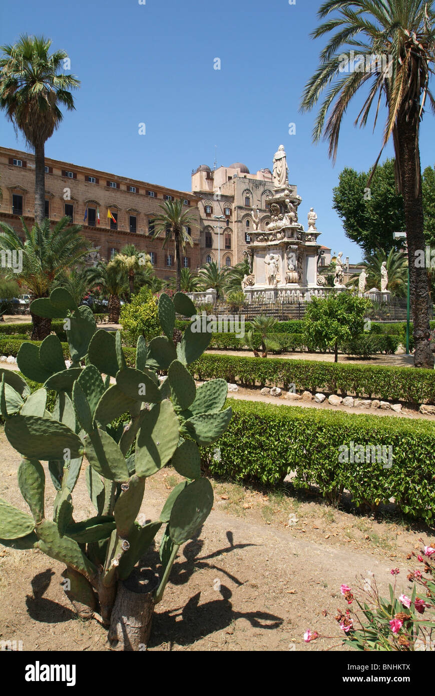 Italy Sicily Palermo city Palazzo dei Normanni palace garden park palm ...