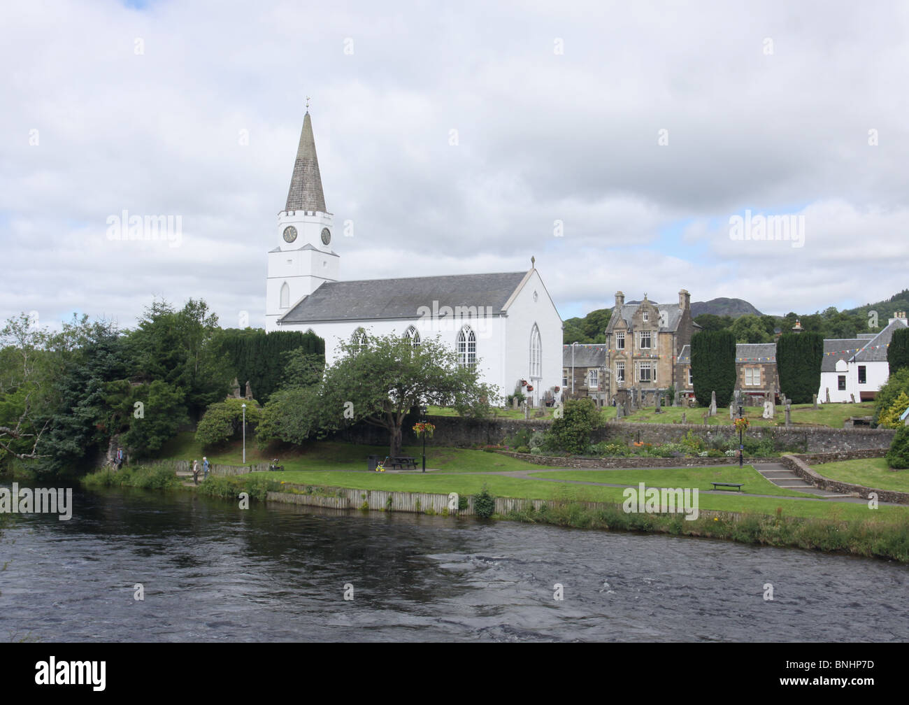 White church comrie hi-res stock photography and images - Alamy