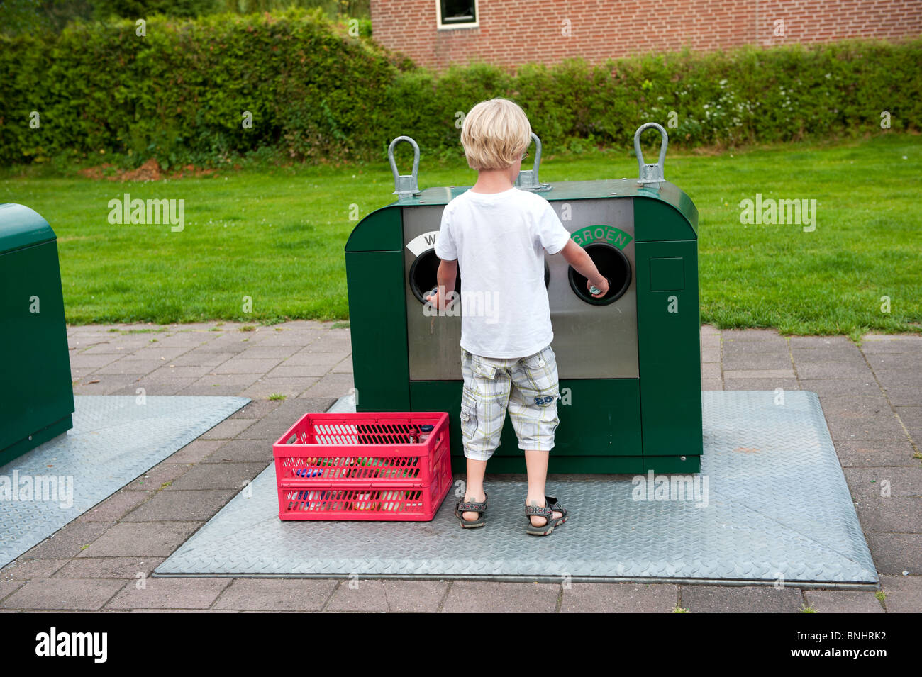 Recycling sorting glass hi-res stock photography and images - Alamy