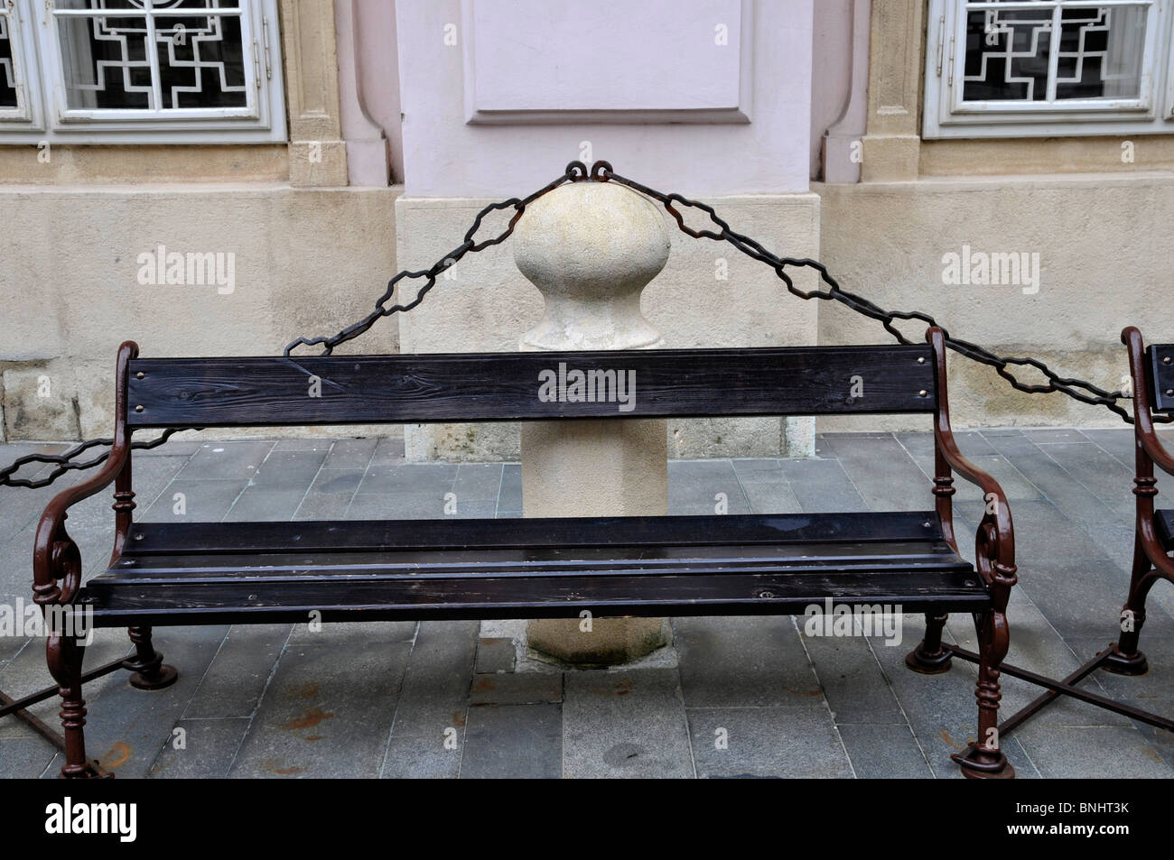 Primatial palace hi-res stock photography and images - Alamy