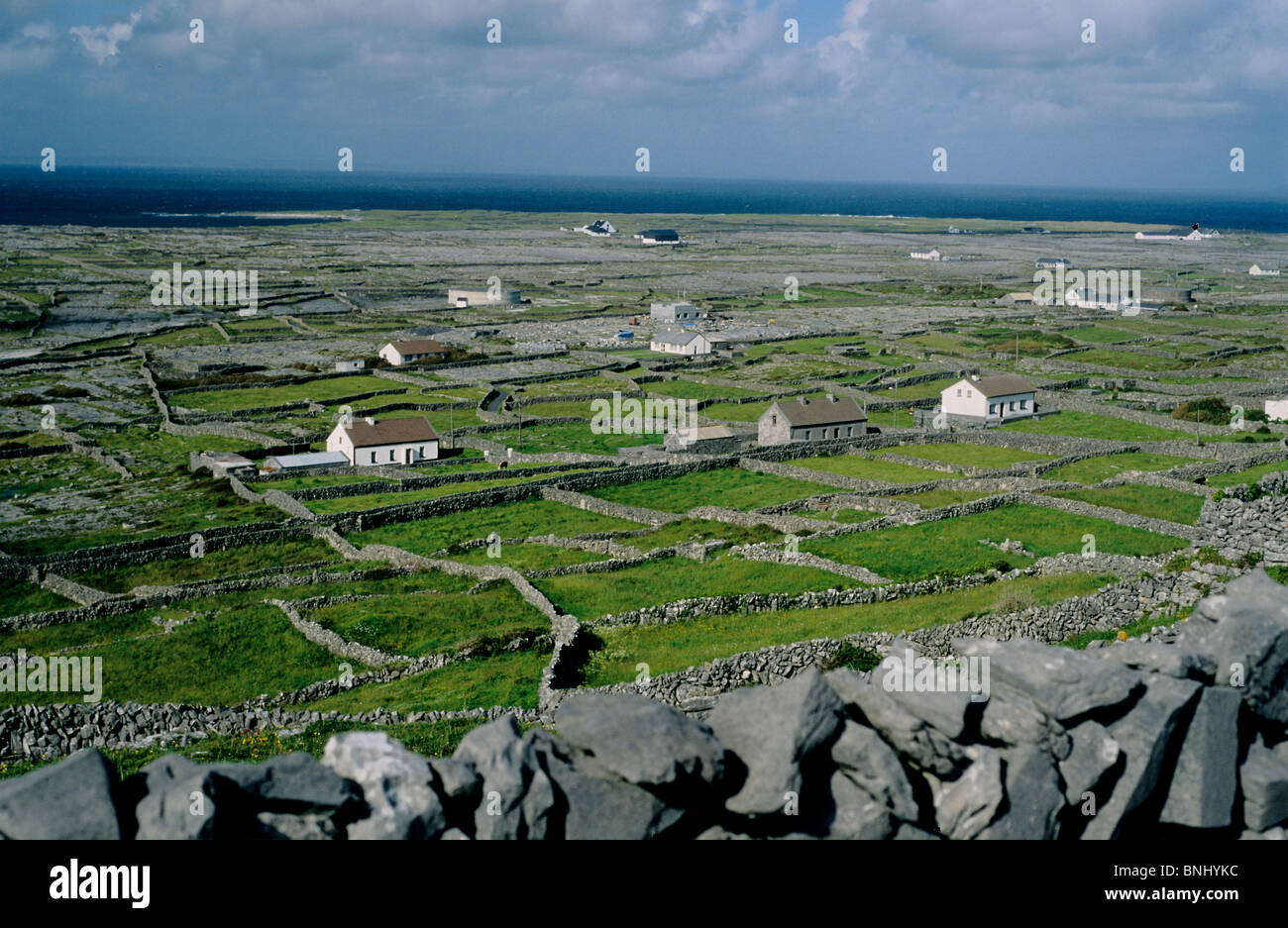 Island Aran islands Inishmaan Tourism Atlantic Poverty Stone Walls ...