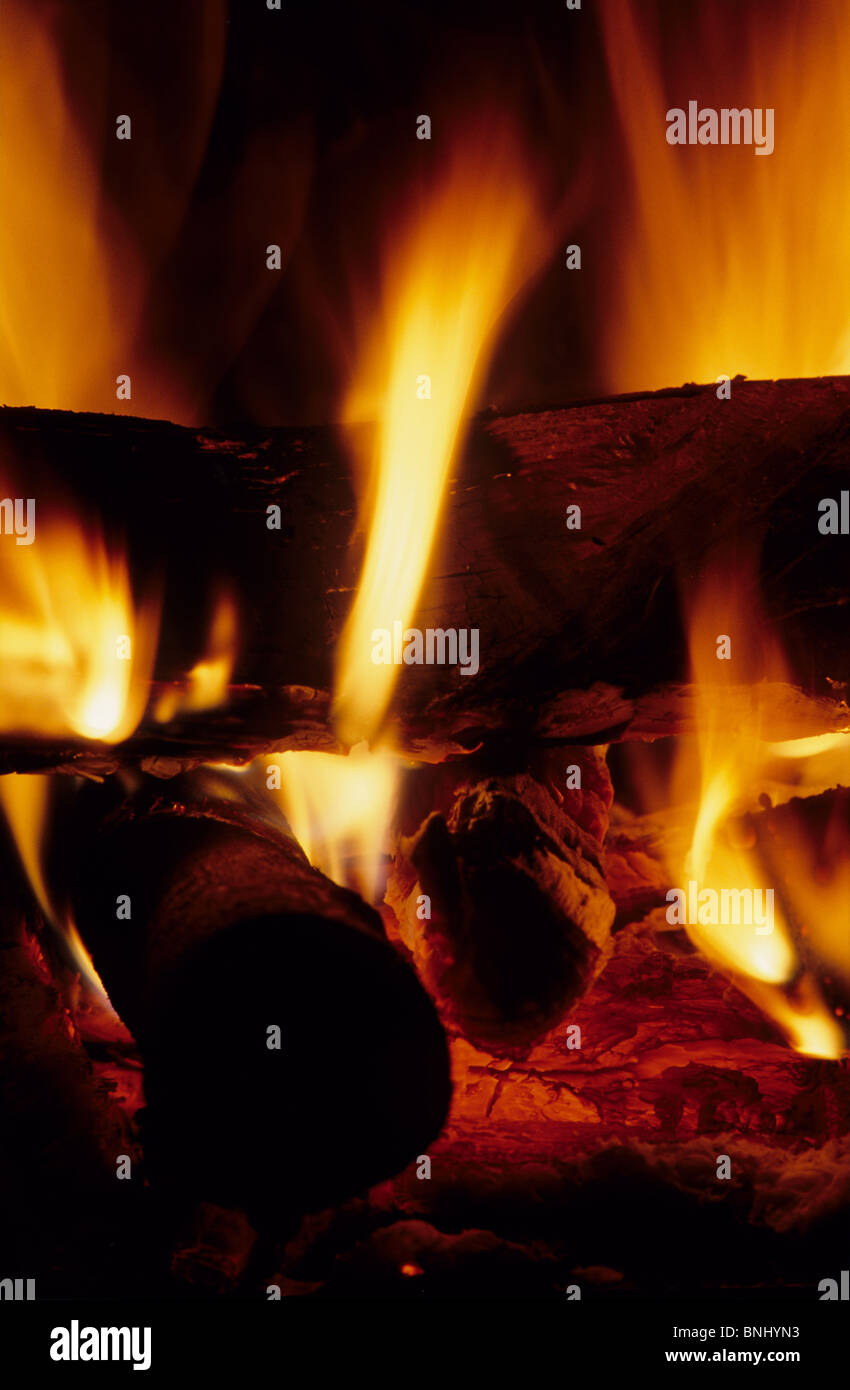 Fire Log-fire Heating Energy Fuel Renewable Wood Atmosphere Home Flame ...