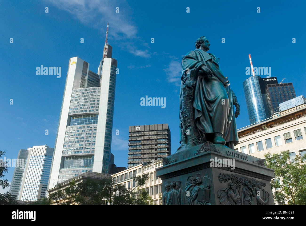 Deutsche Bank Statue High Resolution Stock Photography and Images - Alamy
