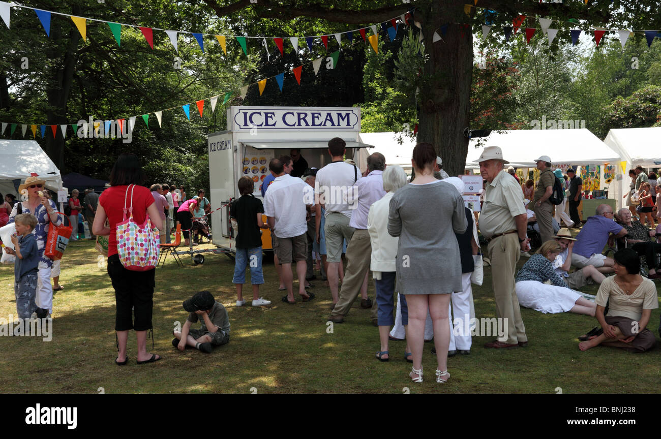 Village fete hi-res stock photography and images - Alamy