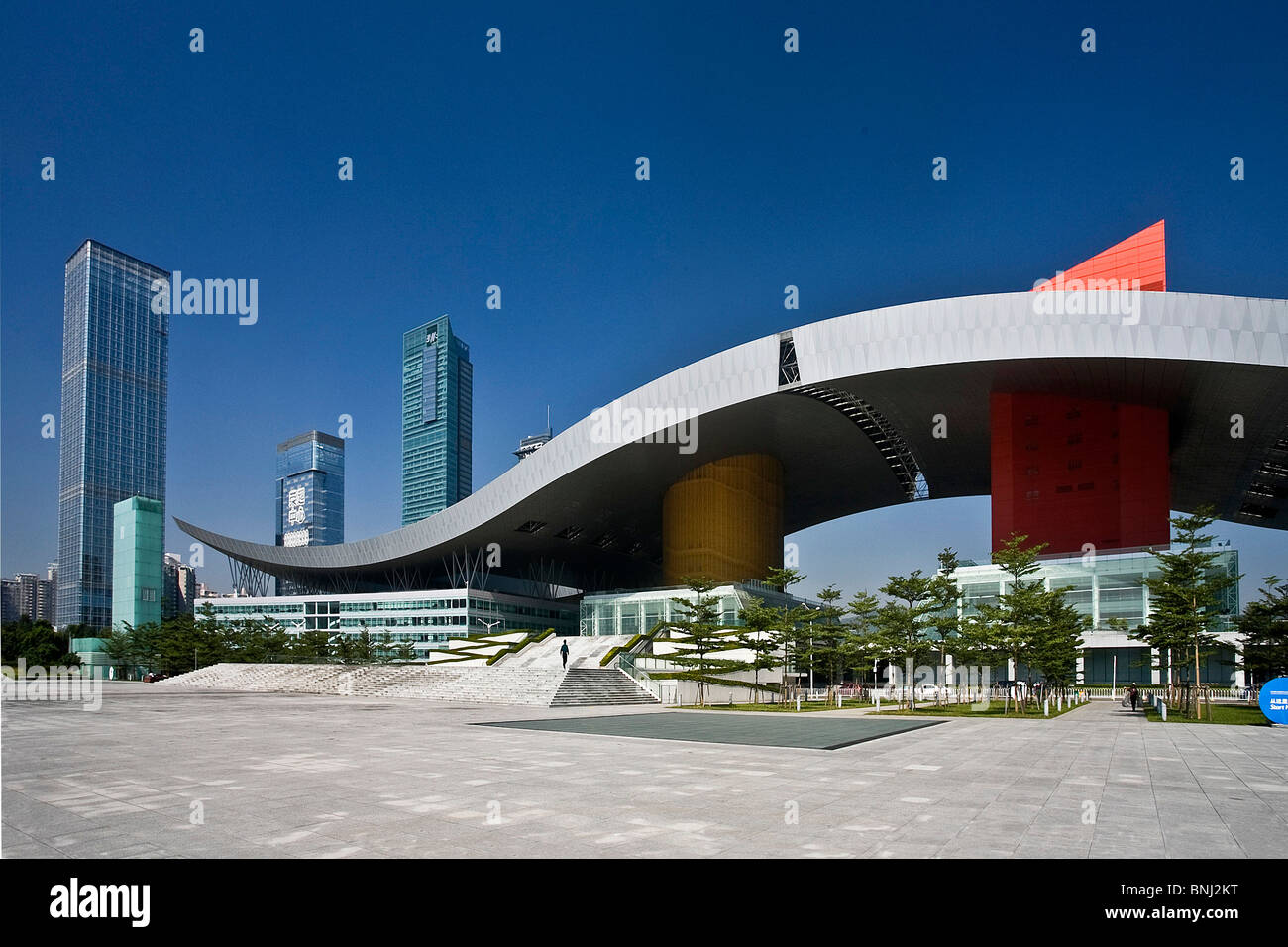 China guandong shenzhen city town hi-res stock photography and images ...