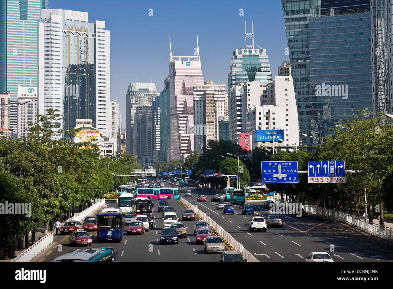 China Guandong Shenzhen city town city Shennan Lu Avenue street traffic ...