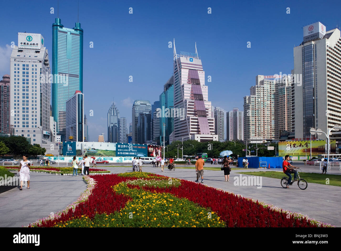 China guandong shenzhen city town hi-res stock photography and images ...