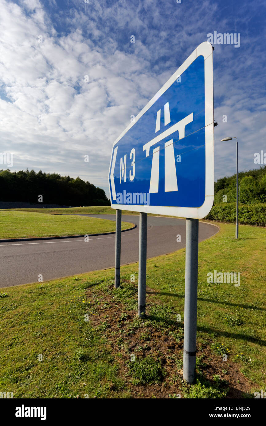 Motorway sign arrow hi-res stock photography and images - Alamy