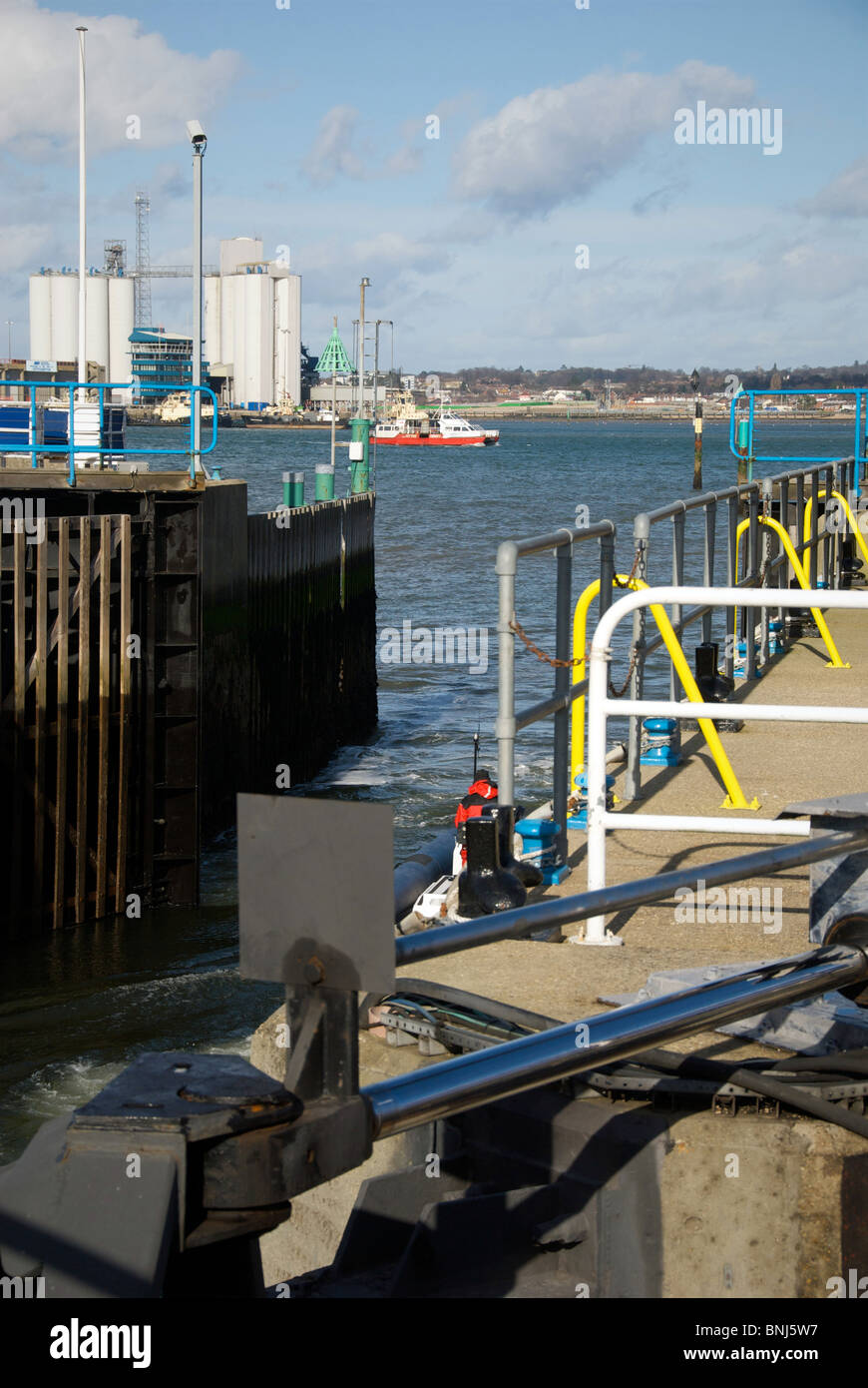 Sealock hi-res stock photography and images - Alamy