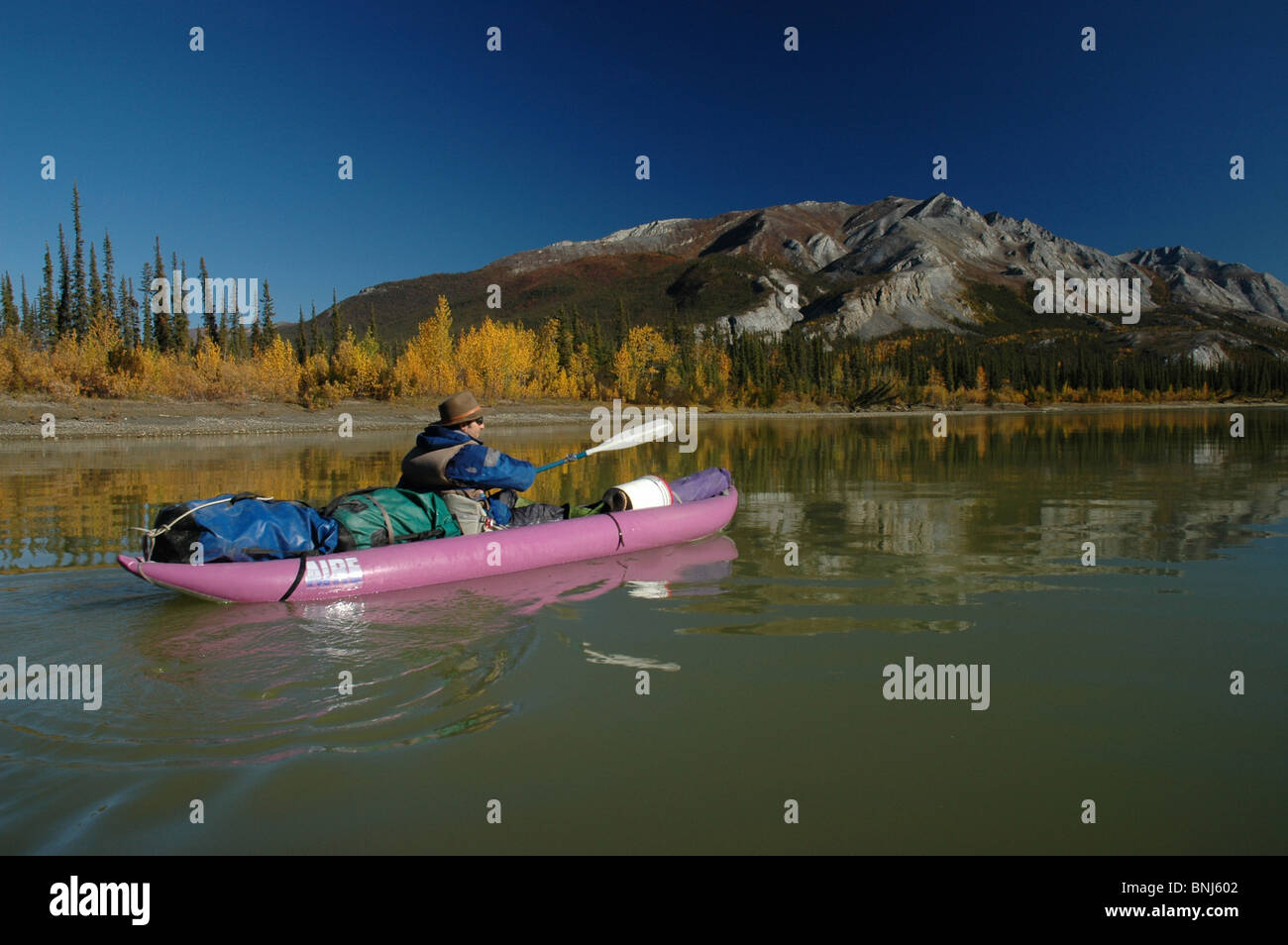 USA Kayak to paddles drive a boat river flow Alatna River Brooks ...