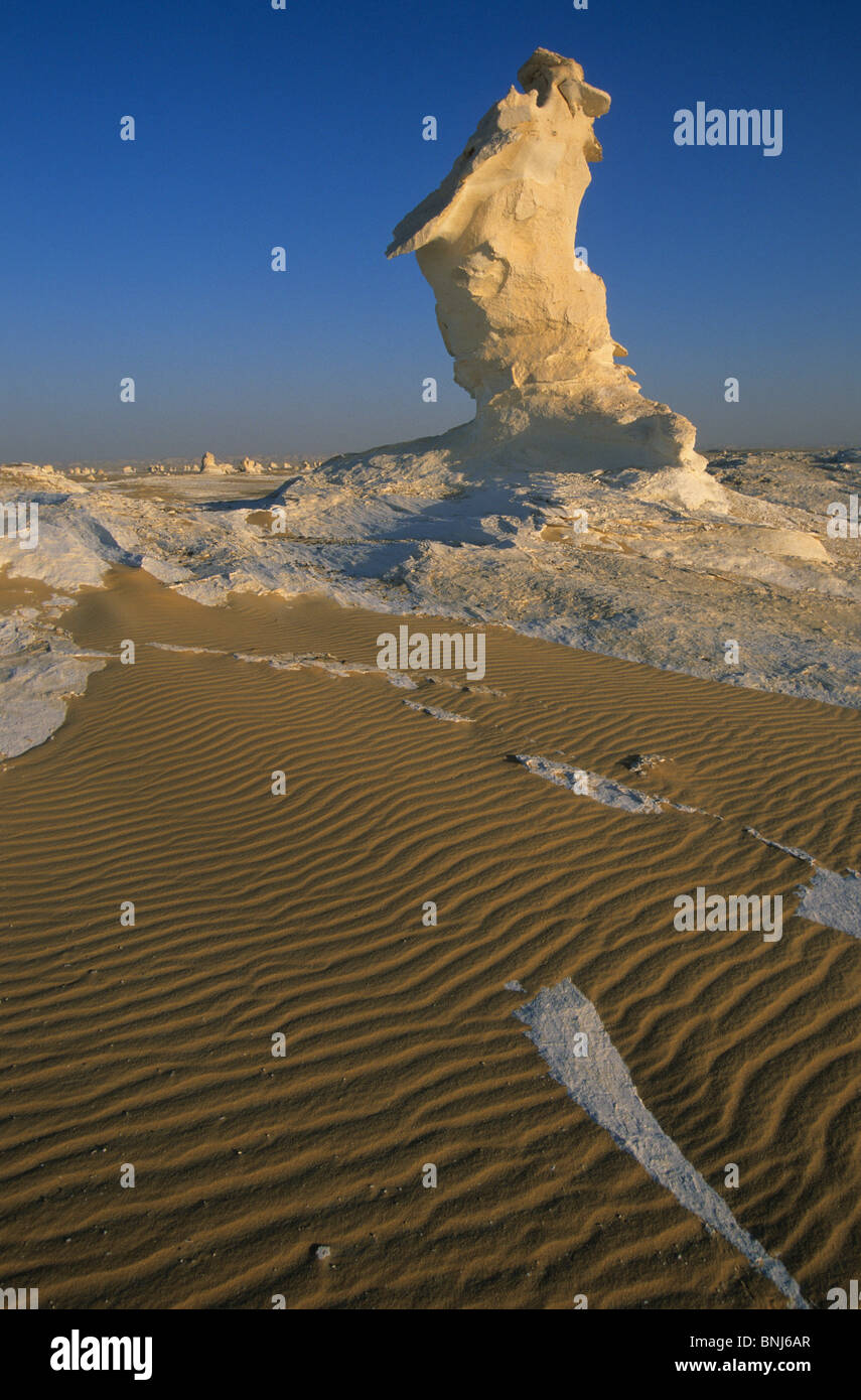 Egypt North Africa desert National park glass sand mushroom rocks White ...